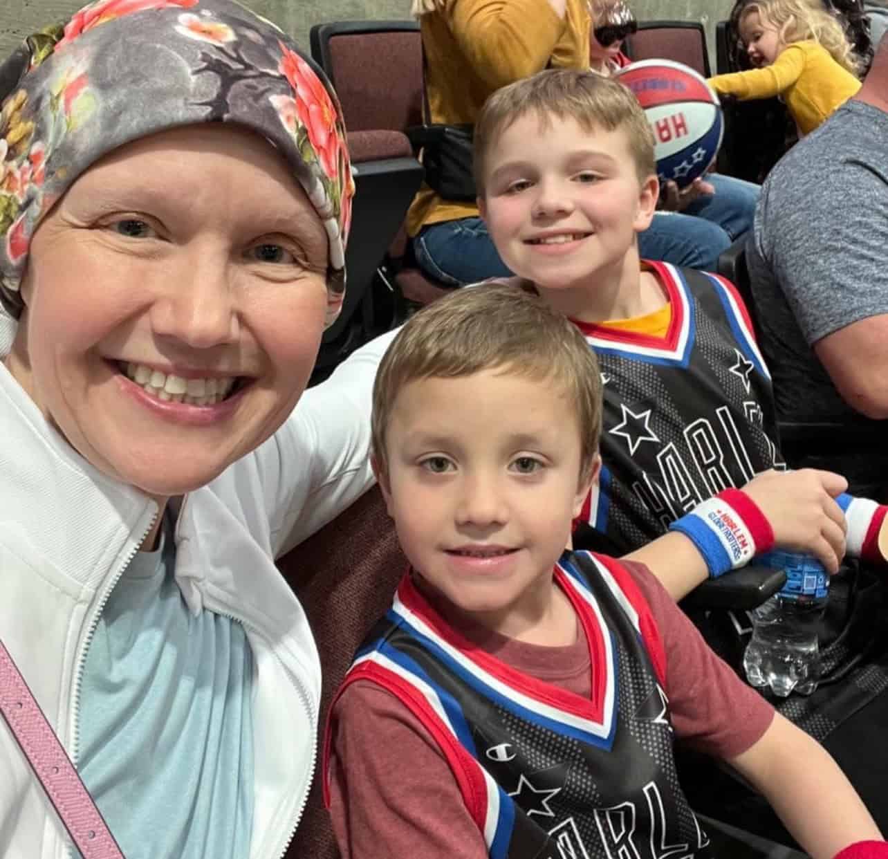 Jamie and Tami’s Story: Facing Breast Cancer Together - Susan G. Komen®